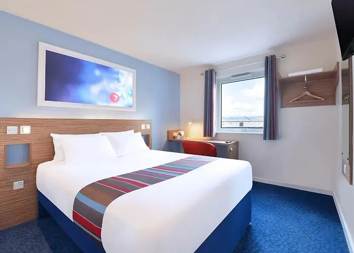 TRAVELODGE LONDON TOWER BRIDGE LONDON